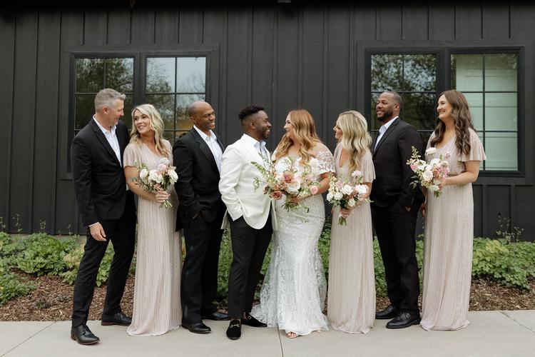 Colorful, Spring Wedding in Tulsa, Oklahoma - madelinemaephoto.com