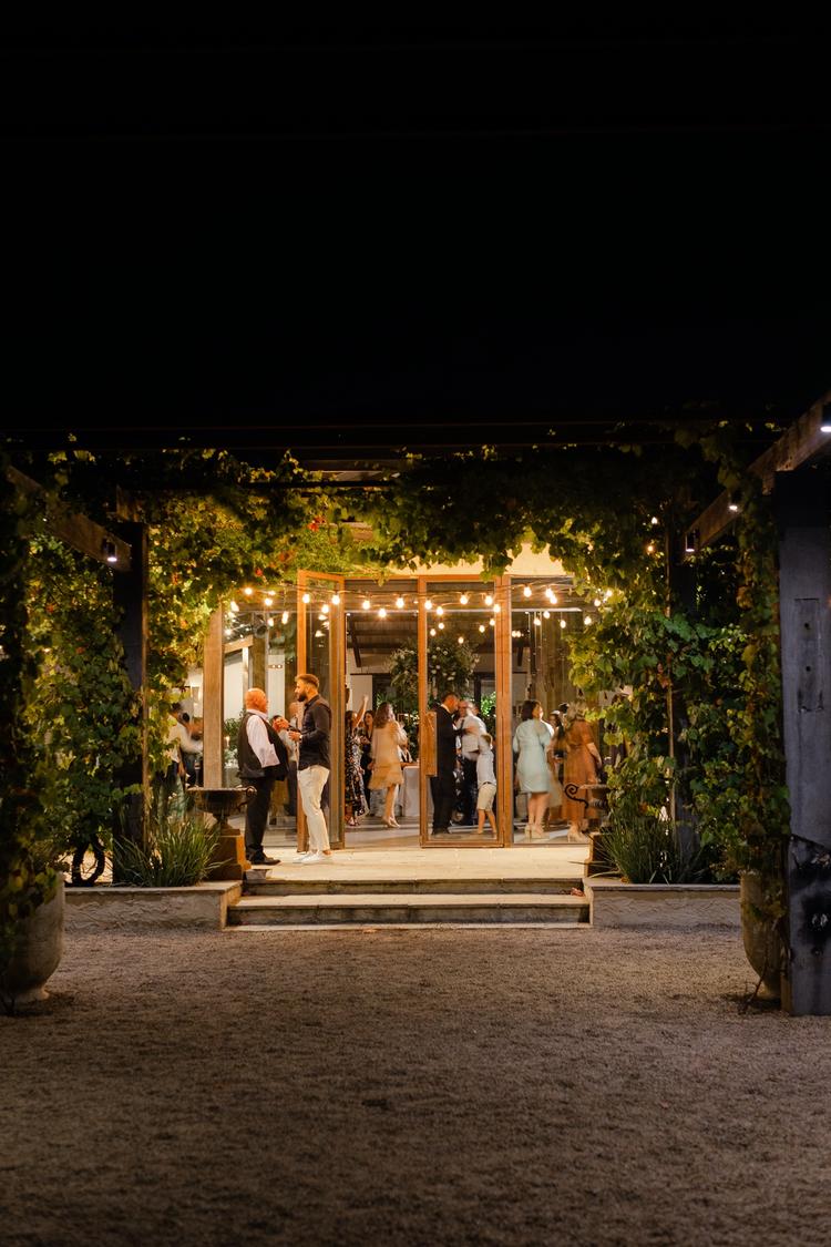 Stones of the Yarra Valley | Amanda & Ali - louisetreacyphotography.com.au