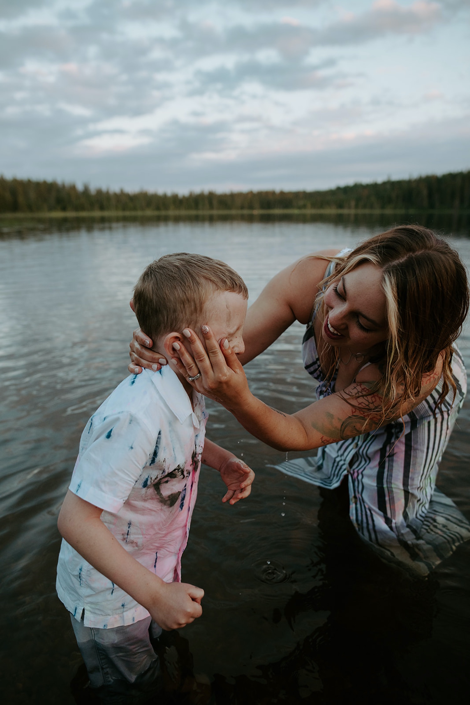 Water-Fight Family Session - Dallas Olga Photography