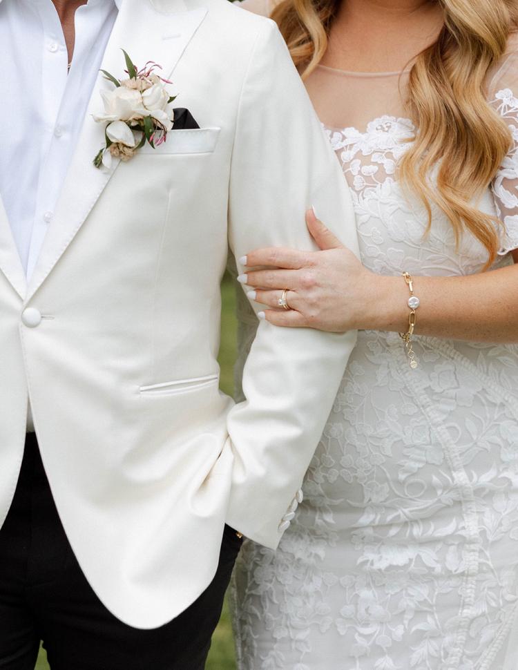 Colorful, Spring Wedding in Tulsa, Oklahoma - madelinemaephoto.com