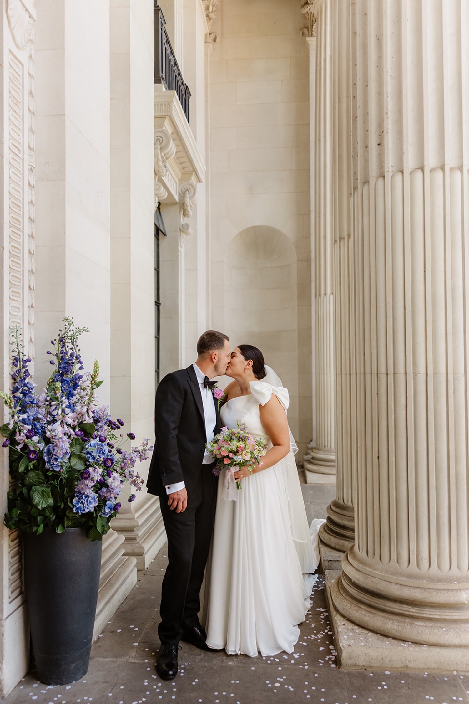An Intimate Summer Wedding in London - Heather Sham Photography