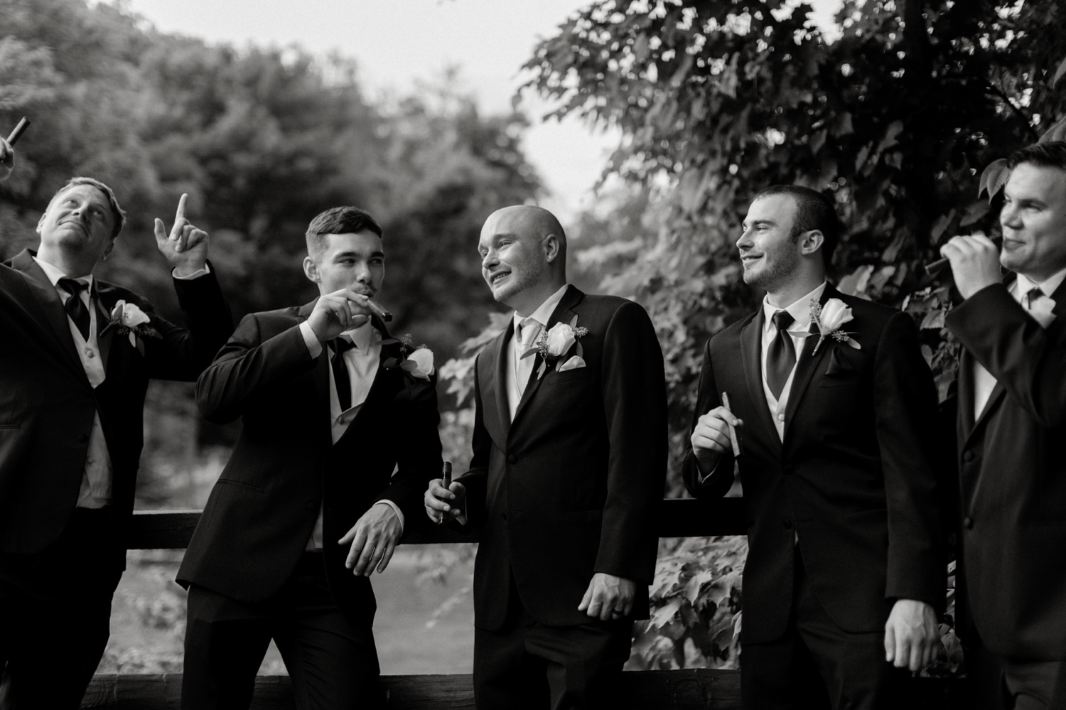 AVENWORTH PARK MAYERNIK CENTER WEDDING - alexafrankovitch.com