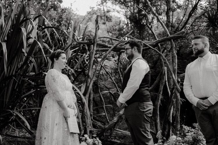 Rosie and Logan // Waterfall Farm Kaukapakapa - Rebecca Bradley Photography