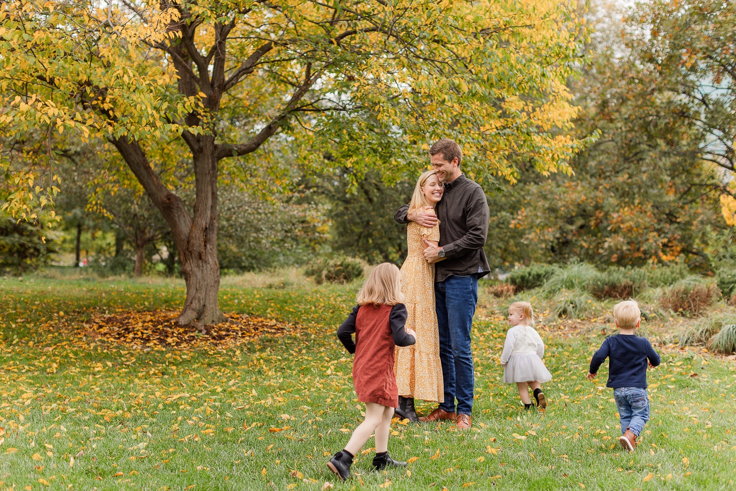 St. Louis Arch Family Session – The Nuckols Family – Sarah Rost Photography