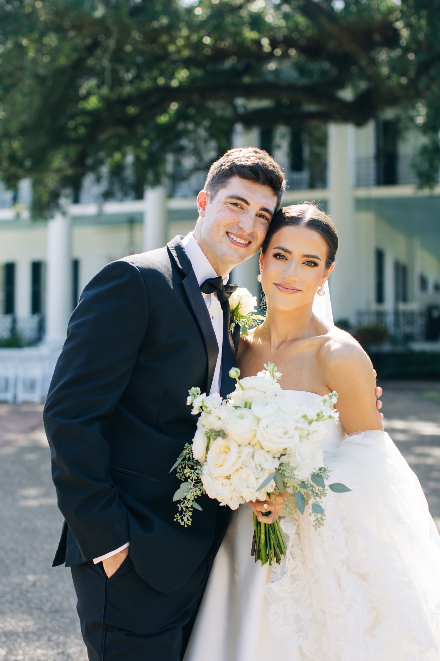 Dunleith Mansion Stunning Natchez Wedding | William and Caitlyn ...