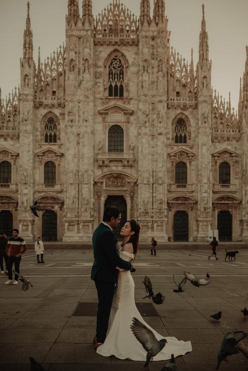 Milan Duomo Wedding Sunrise Engagement At The Duomo In Milan, Liv+Zee