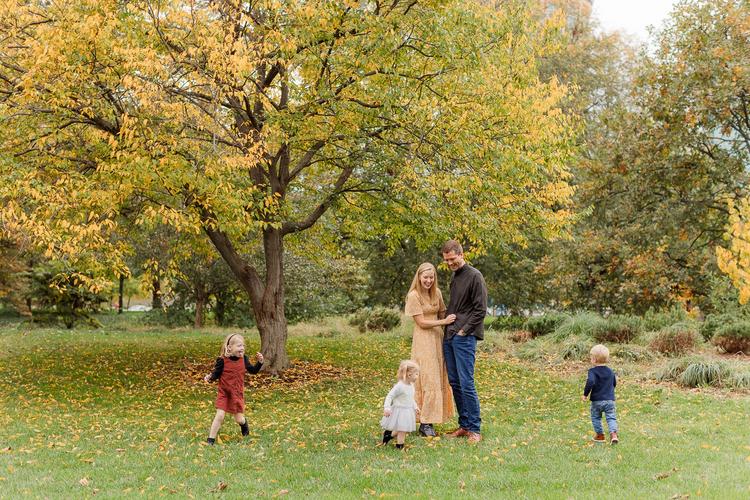 St. Louis Arch Family Session – The Nuckols Family – Sarah Rost Photography