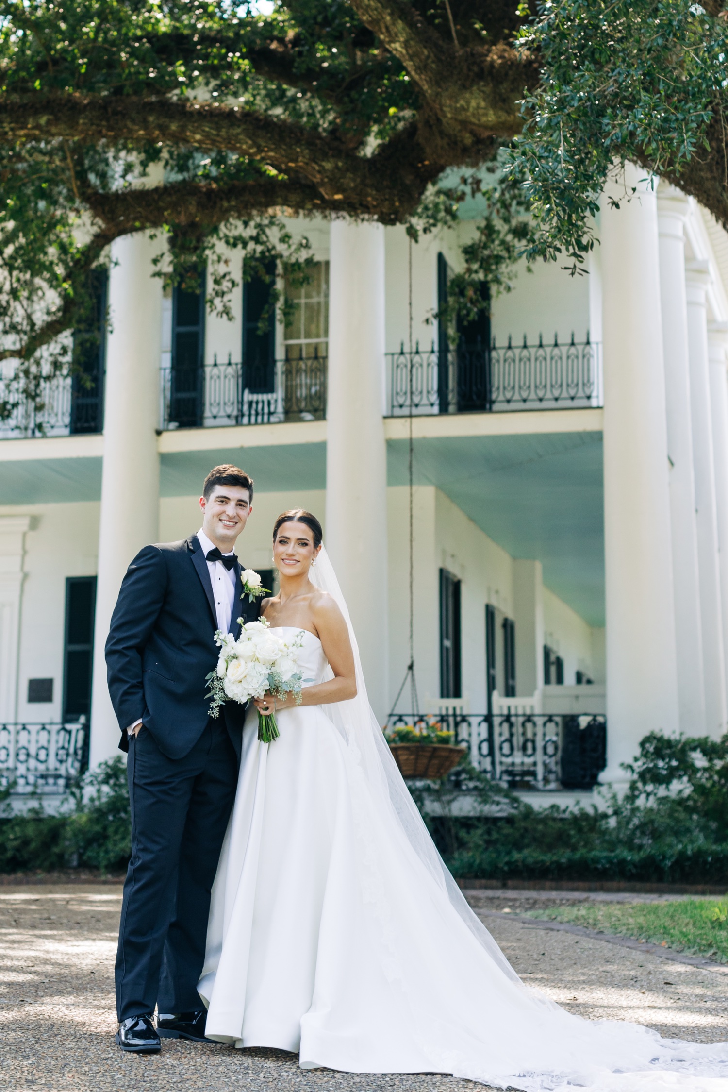 Dunleith Mansion Stunning Natchez Wedding | William and Caitlyn ...