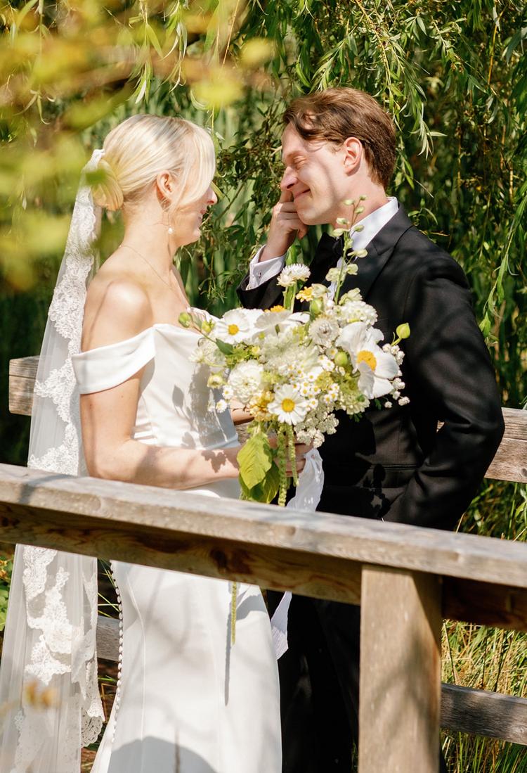 Ethan & Leah’s Garden Wedding at Hastings House on Salt Spring Island ...