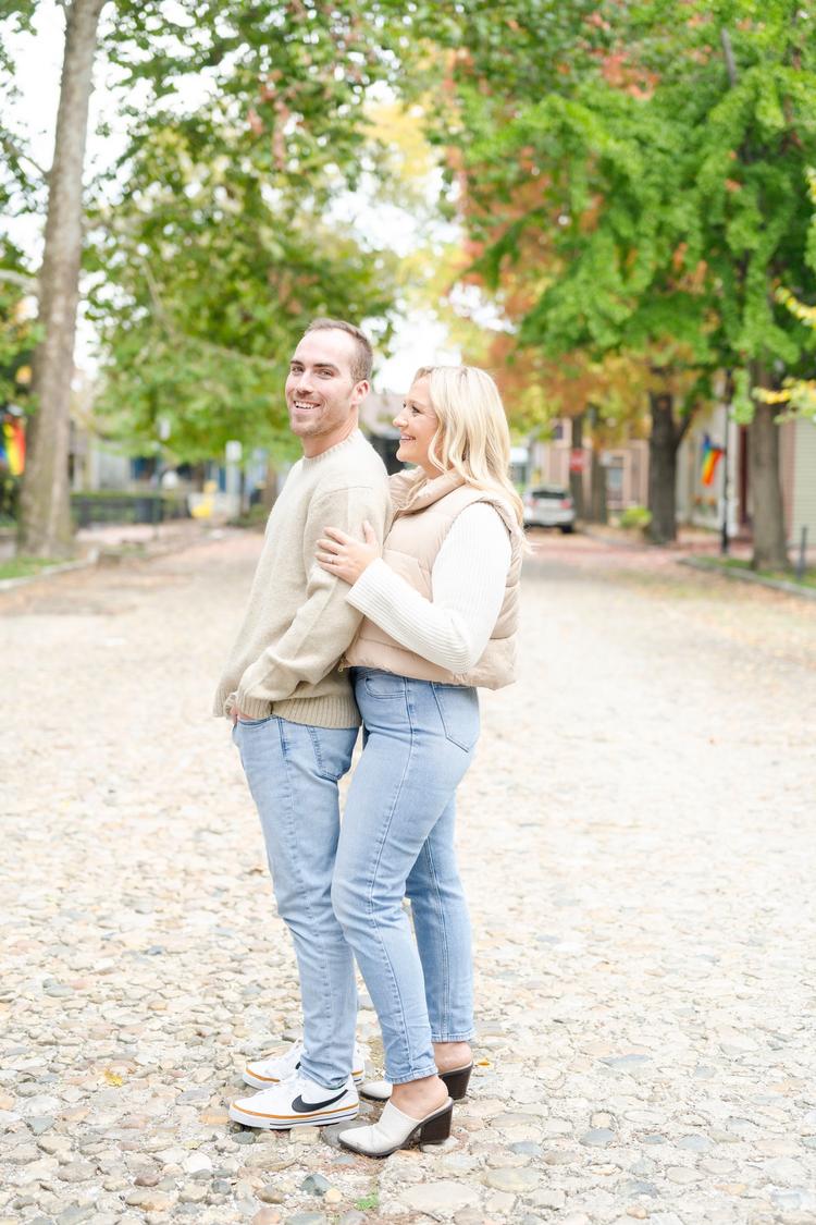 A Bottleworks Hotel Engagement Session - mariamckenziephotography.com