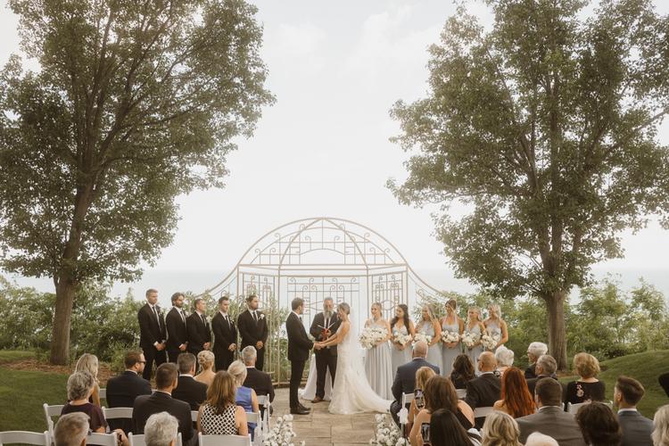 Toronto Hunt Wedding Gorgeous Lakefront Wedding At The Toronto Hunt