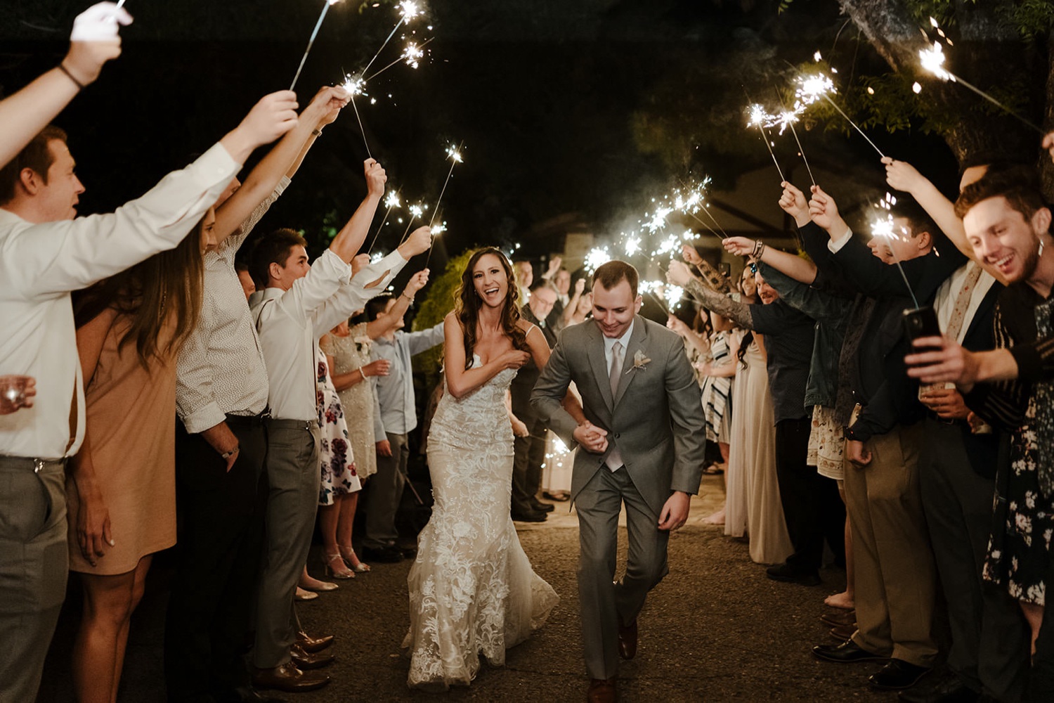 Top Phoenix Outdoor Wedding Venues - abbyqphoto.com