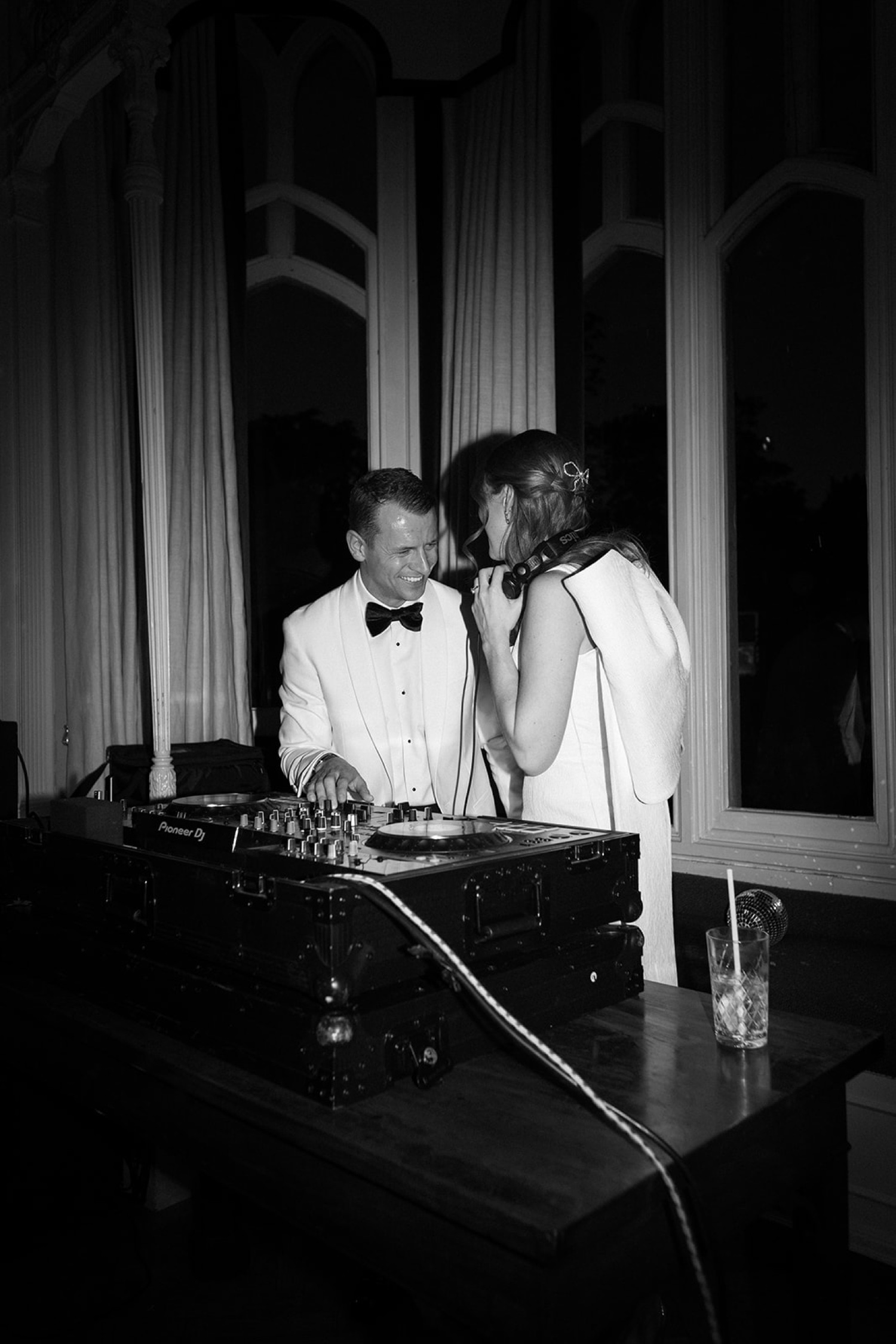 Frankie & Will | Flower Meadows & Studio 54 Disco in Windsor - Emily ...