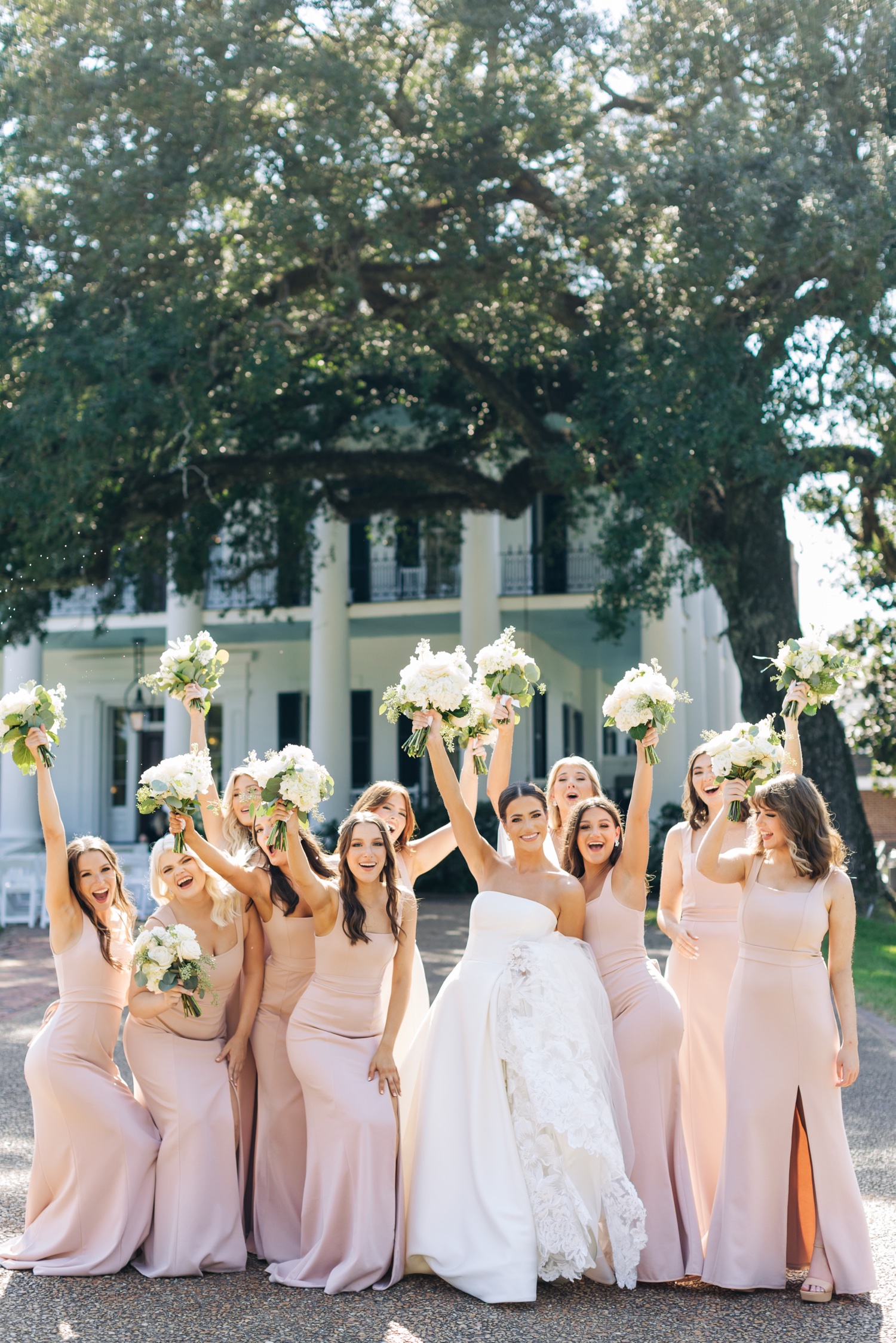 Dunleith Mansion Stunning Natchez Wedding | William and Caitlyn ...