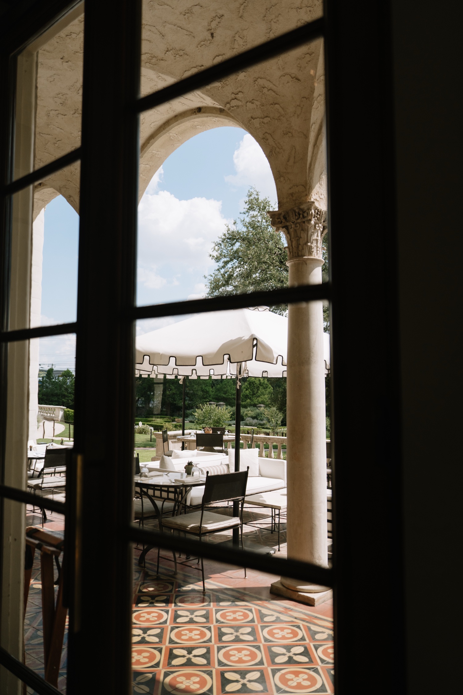 Details & Dreamy Moments at Commodore Perry - juliadavisco.com