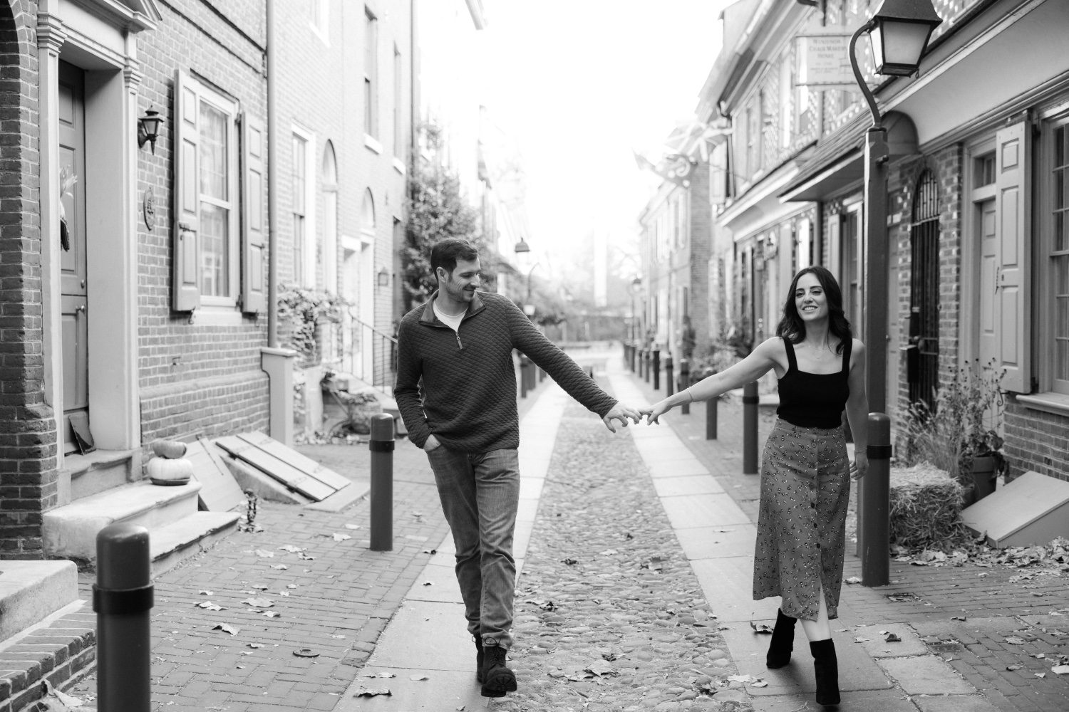 Downtown Philadelphia Engagement Ari and Anderson - Avonné Photography