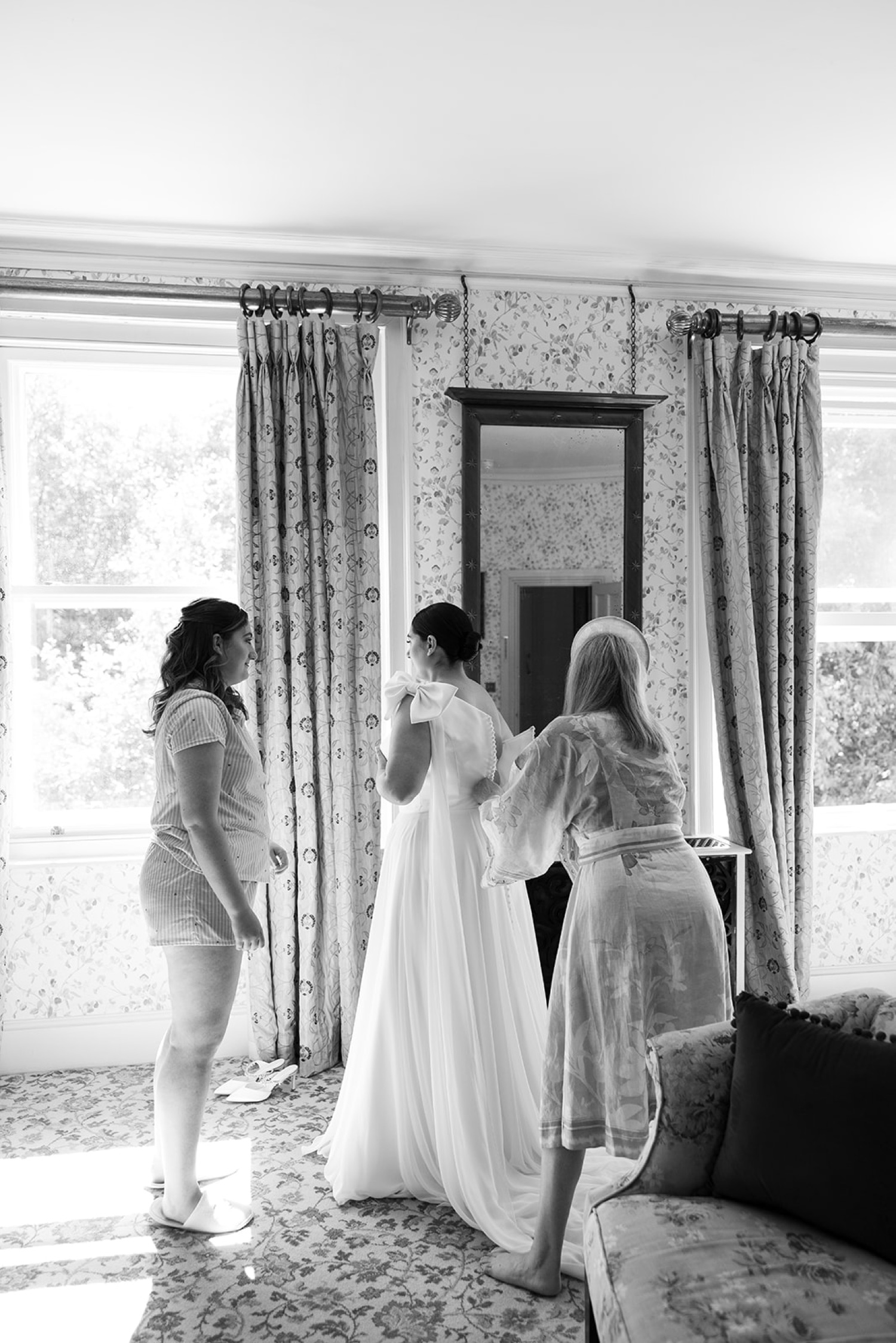 An Intimate Summer Wedding in London - Heather Sham Photography