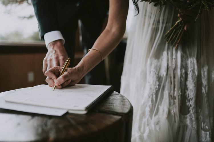 Rainy Cox Bay Tofino Elopement | Jen McLeod Photography