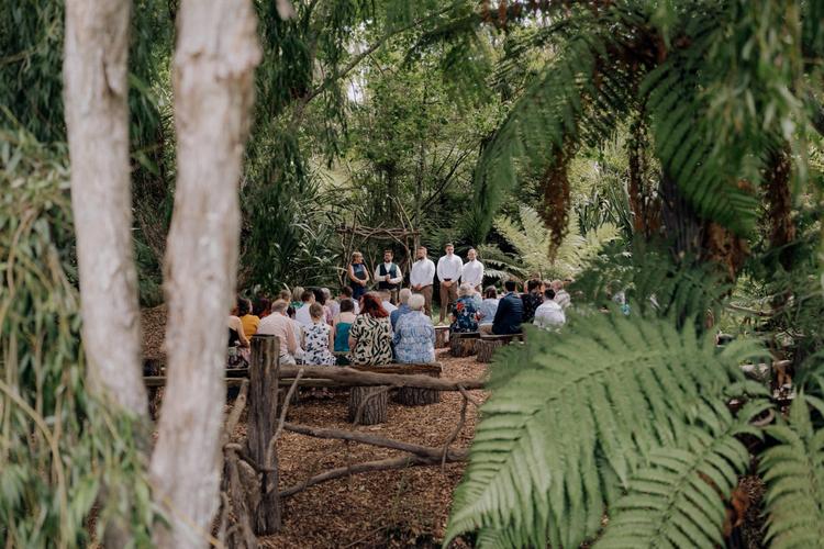 Rosie and Logan // Waterfall Farm Kaukapakapa - Rebecca Bradley Photography