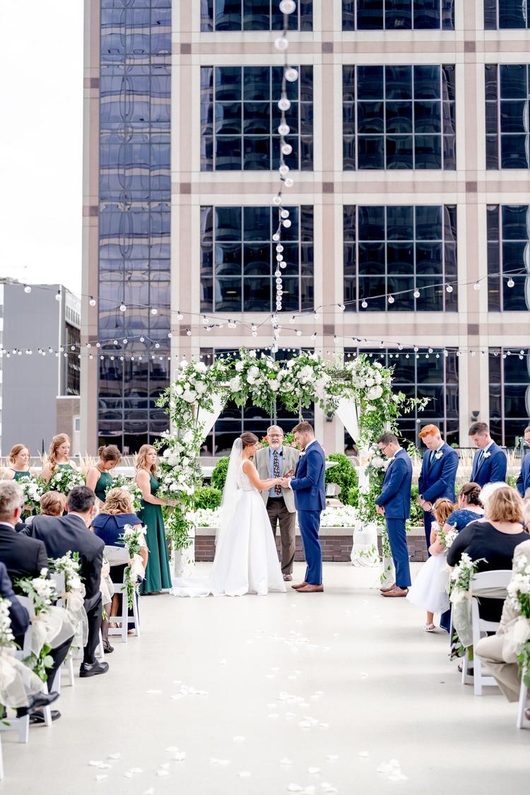 Regions Tower Wedding Downtown Indianapolis - mariamckenziephotography.com