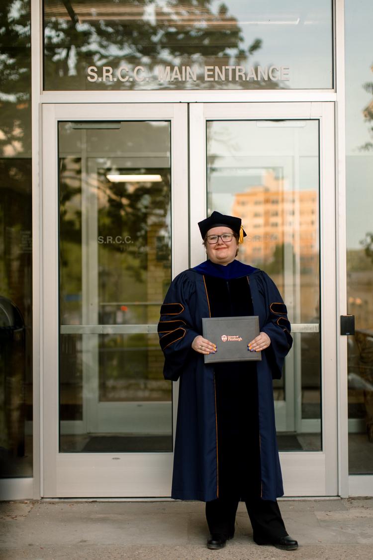GRADUATION PHOTOS AT PITT - alexafrankovitch.com