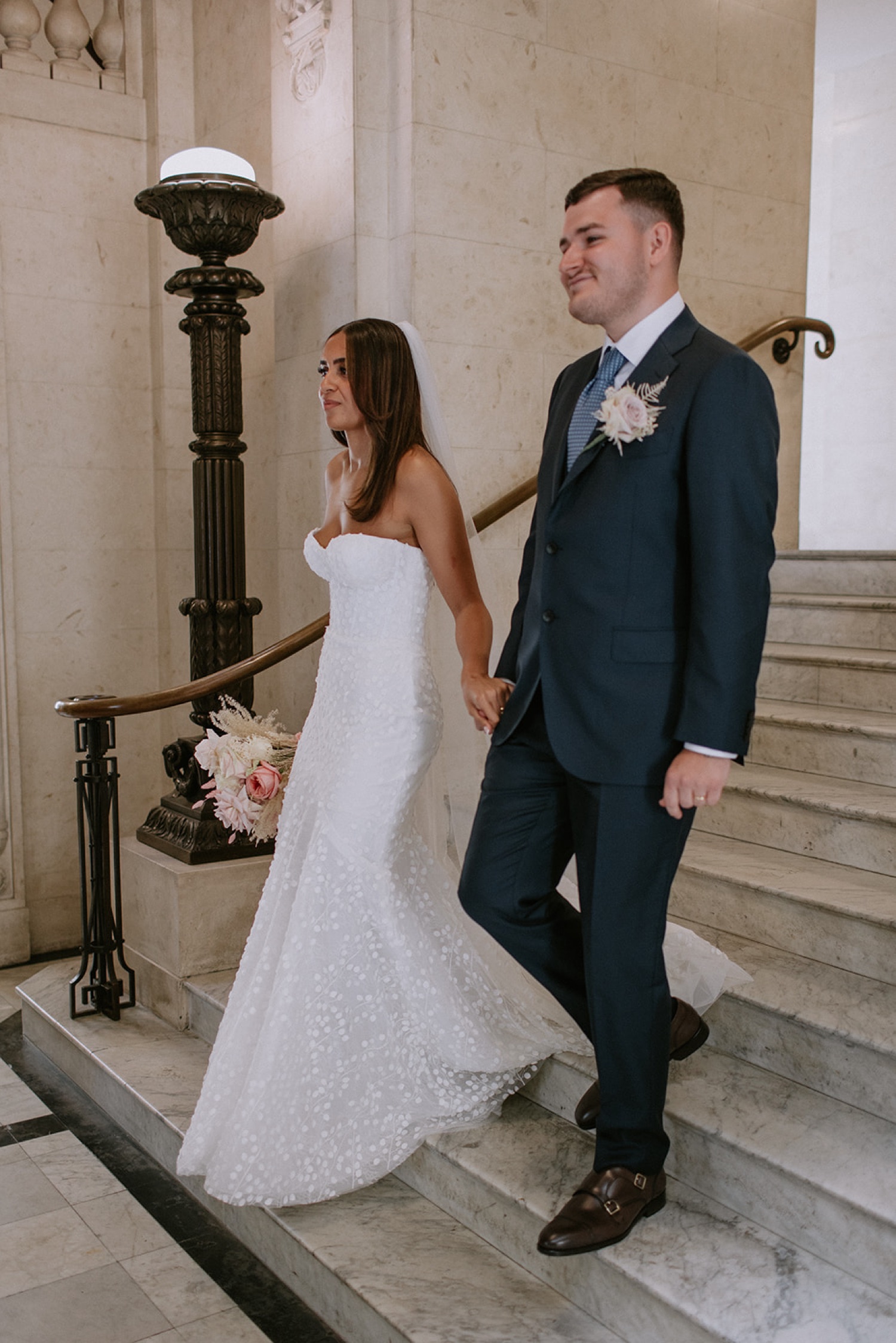 Stylish & Modern London Wedding at Marylebone Town Hall - Heather Sham ...