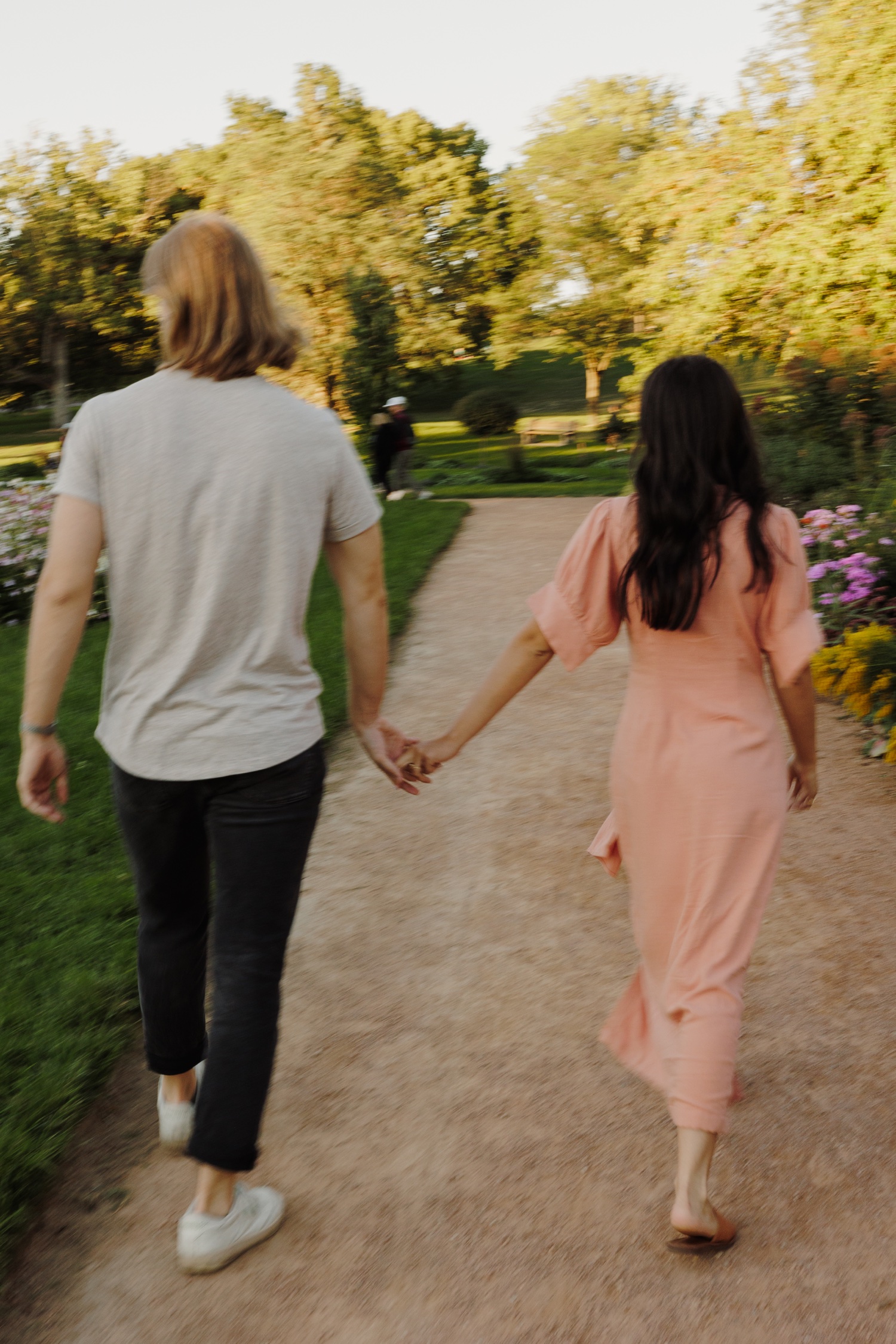 Playful and Casual Minneapolis Engagement – Dani Nichol Photography