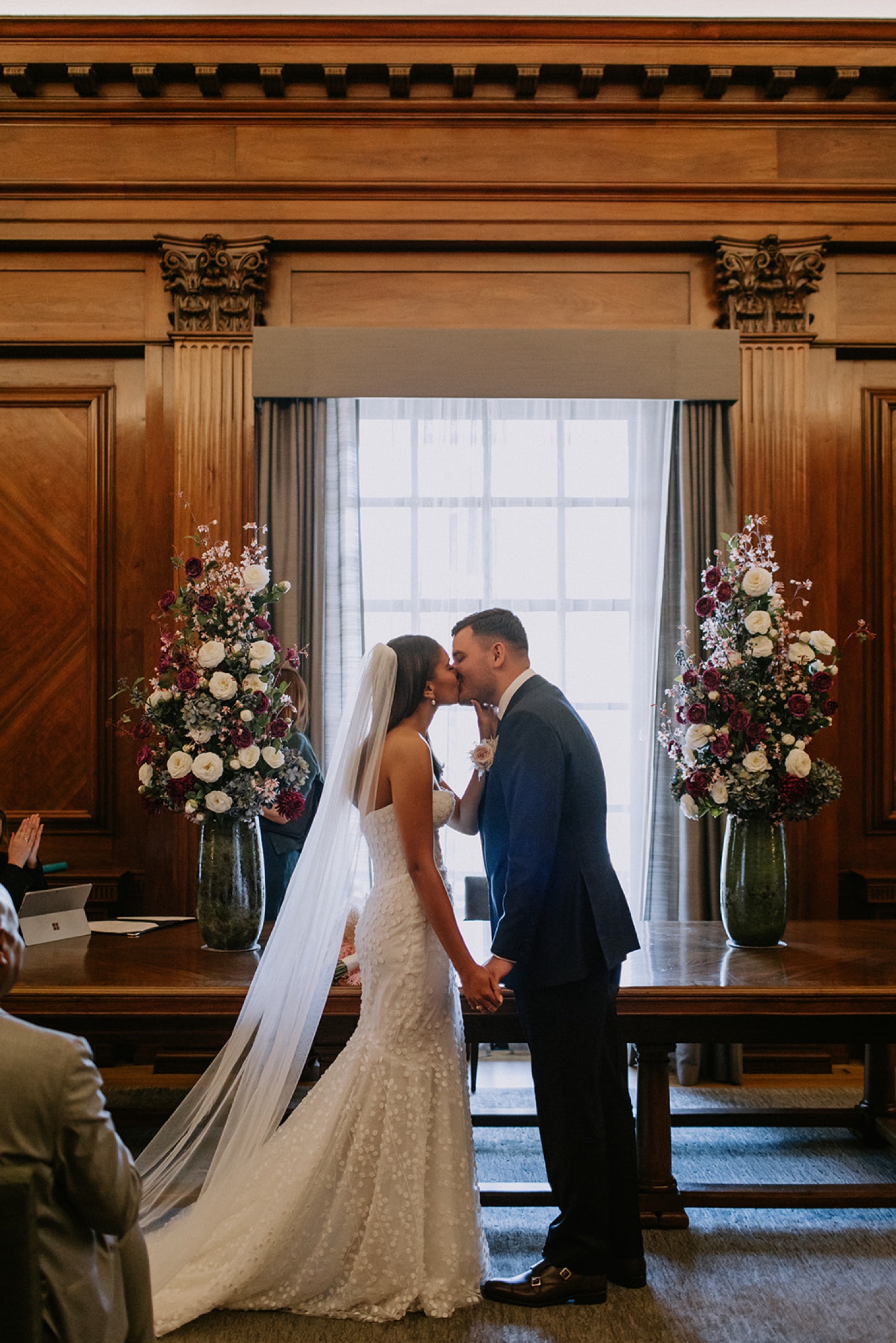 Stylish & Modern London Wedding at Marylebone Town Hall - Heather Sham ...