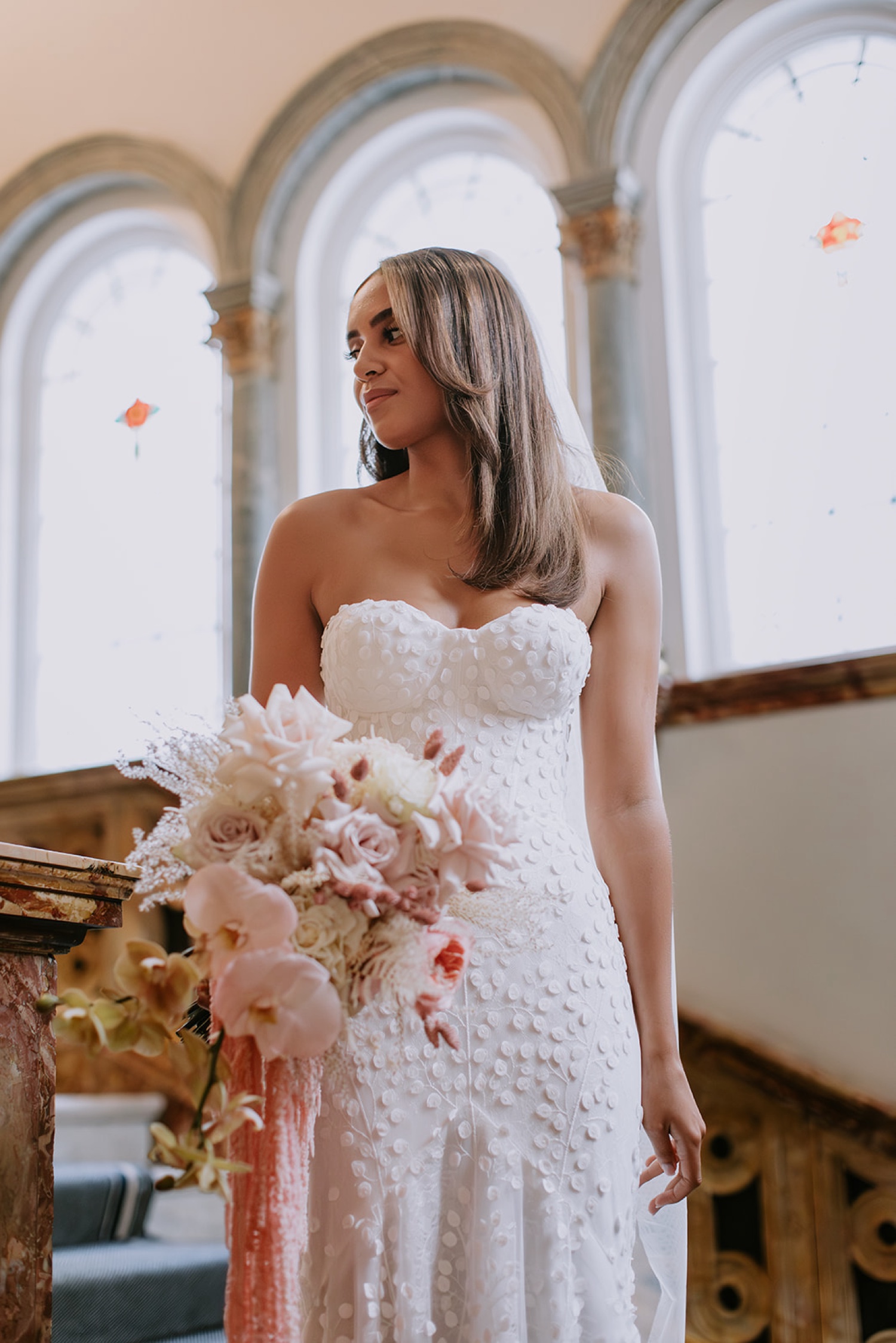 Stylish & Modern London Wedding at Marylebone Town Hall - Heather Sham ...