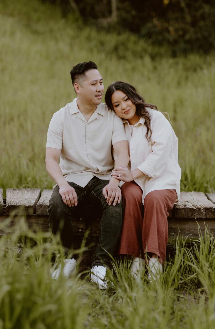 Cottagecore Spring OC Engagement – Carmelisse Photography