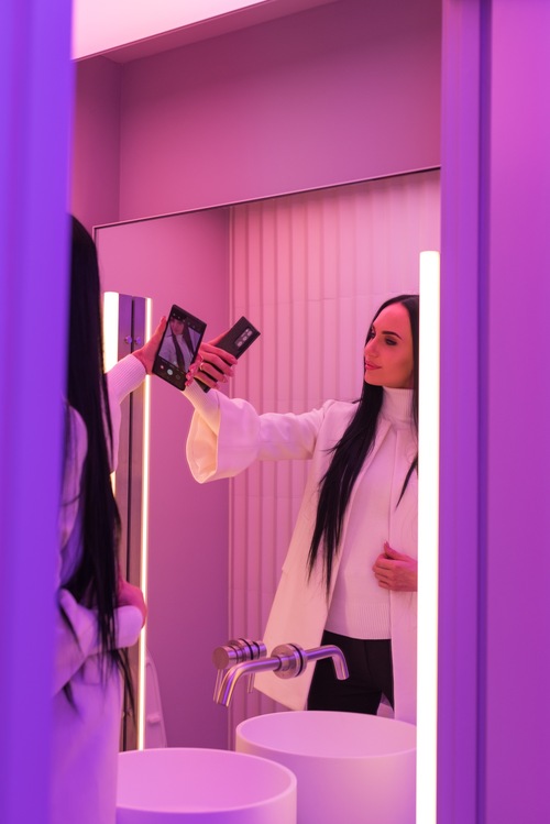 Boohoo London Headquarters // ALEX DIMOPOULOS