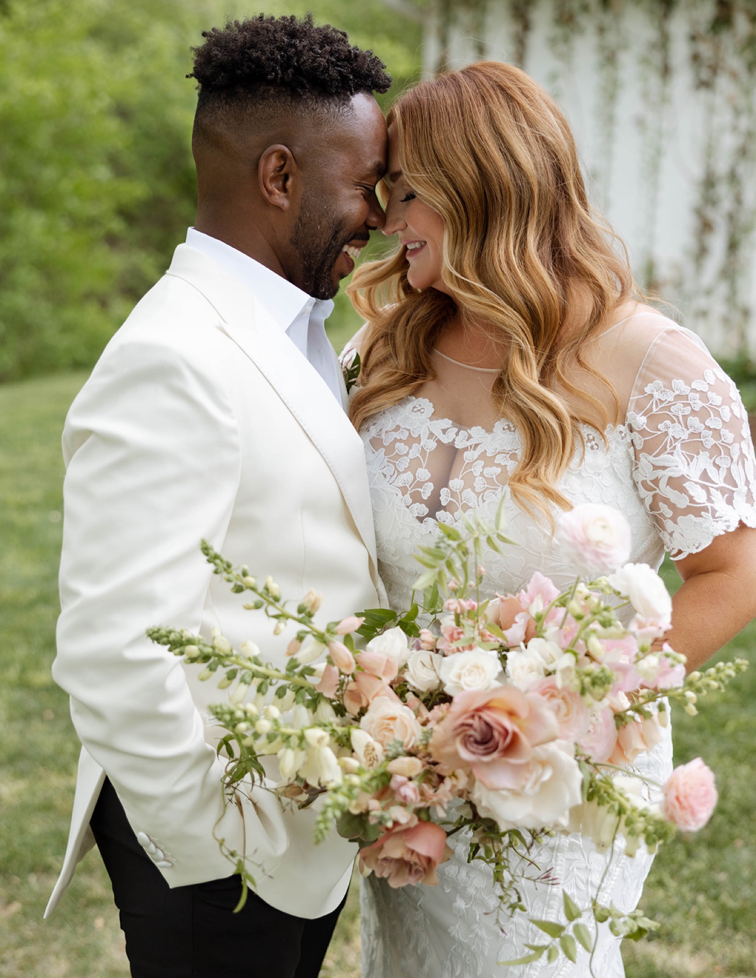 Colorful, Spring Wedding in Tulsa, Oklahoma - madelinemaephoto.com