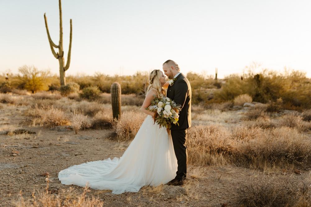 Top Phoenix Outdoor Wedding Venues - abbyqphoto.com