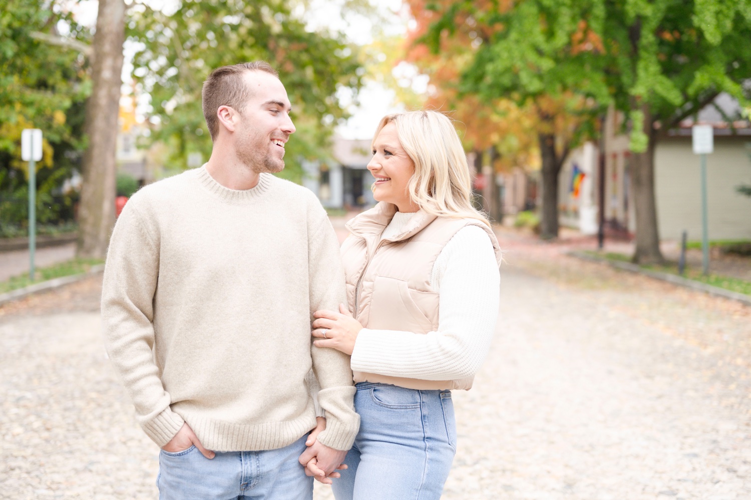 A Bottleworks Hotel Engagement Session - mariamckenziephotography.com