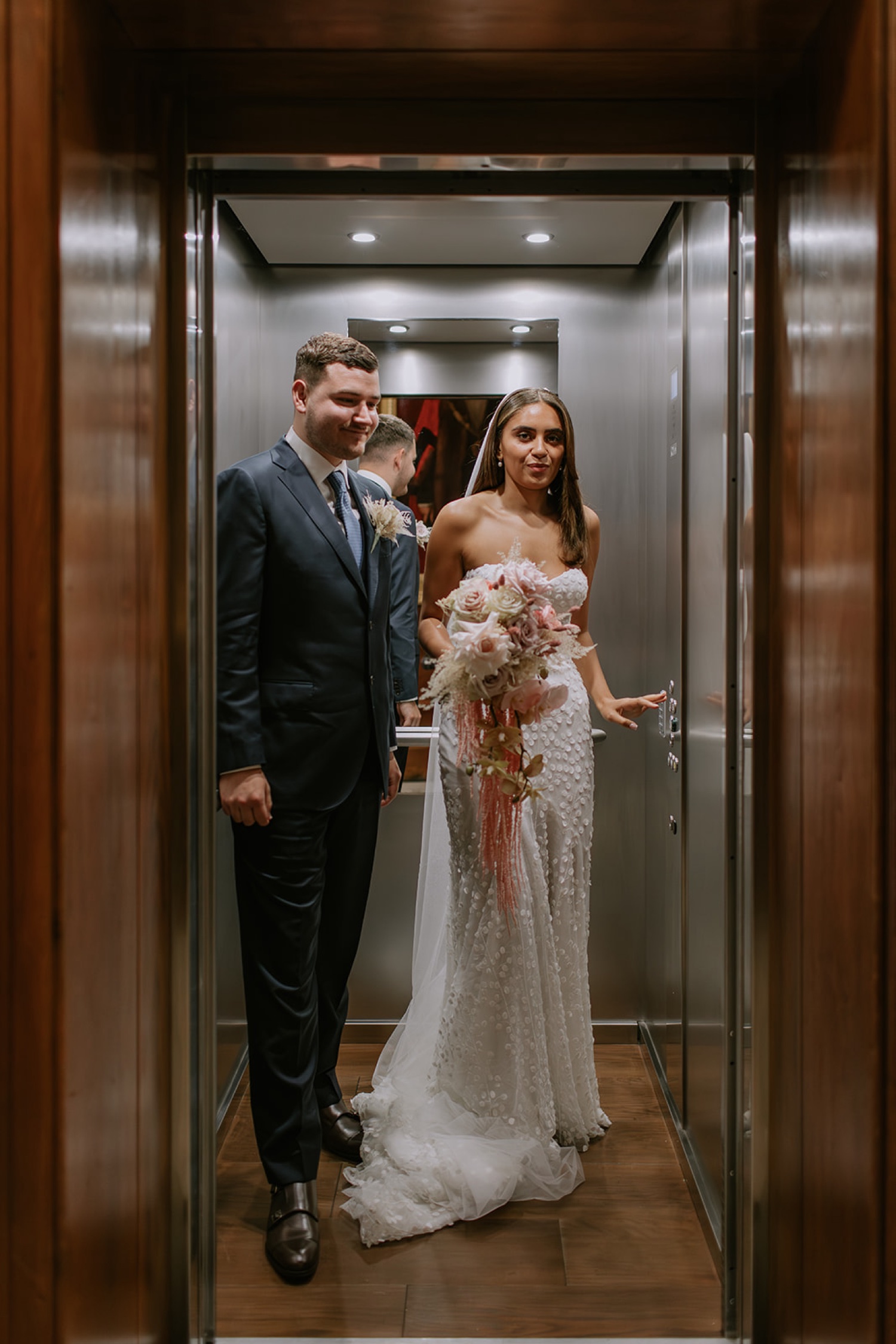 Stylish & Modern London Wedding at Marylebone Town Hall - Heather Sham ...