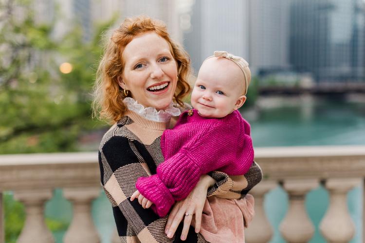 Wrigley Building Family Mini Session – The Lundquist Family – Sarah ...